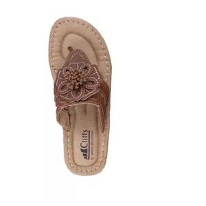 Cliffs by WHITE MOUNTAIN | Shoes | Nwb Cliffs By White Mountain ...